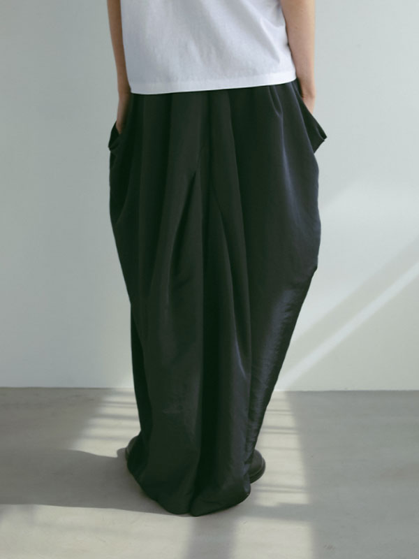 ドレープコクーンスカート(S BLACK): ボトムス │ ETRE TOKYO ドレープコクーンスカート(S BLACK): ボトムス │ ETRE TOKYO